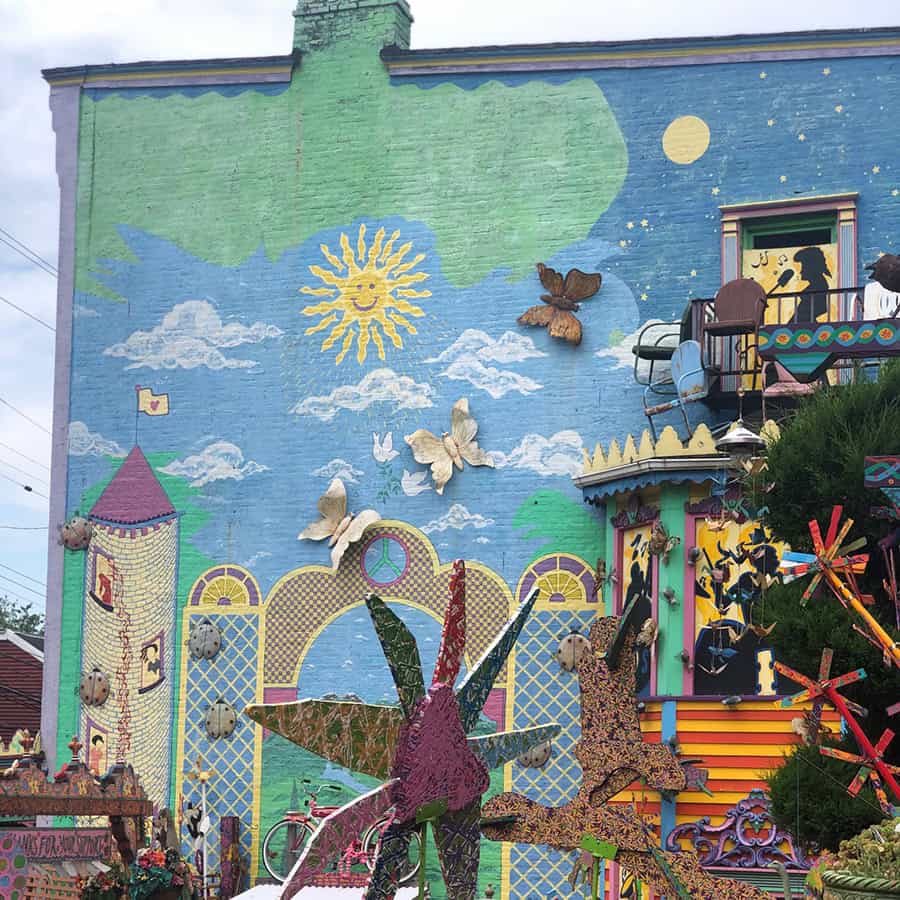 The Rainbows of Randyland - Made In PGH