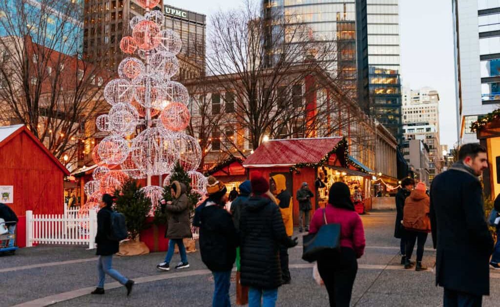 Pittsburgh Light Up Night: Lights, The Fray, Fireworks, Ice + More ...